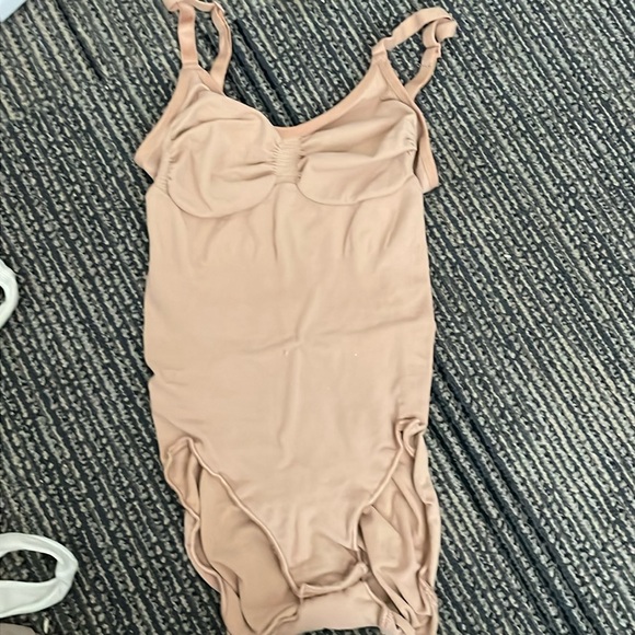 SKIMS | Tops | Skims Body Shape Wear | Poshmark